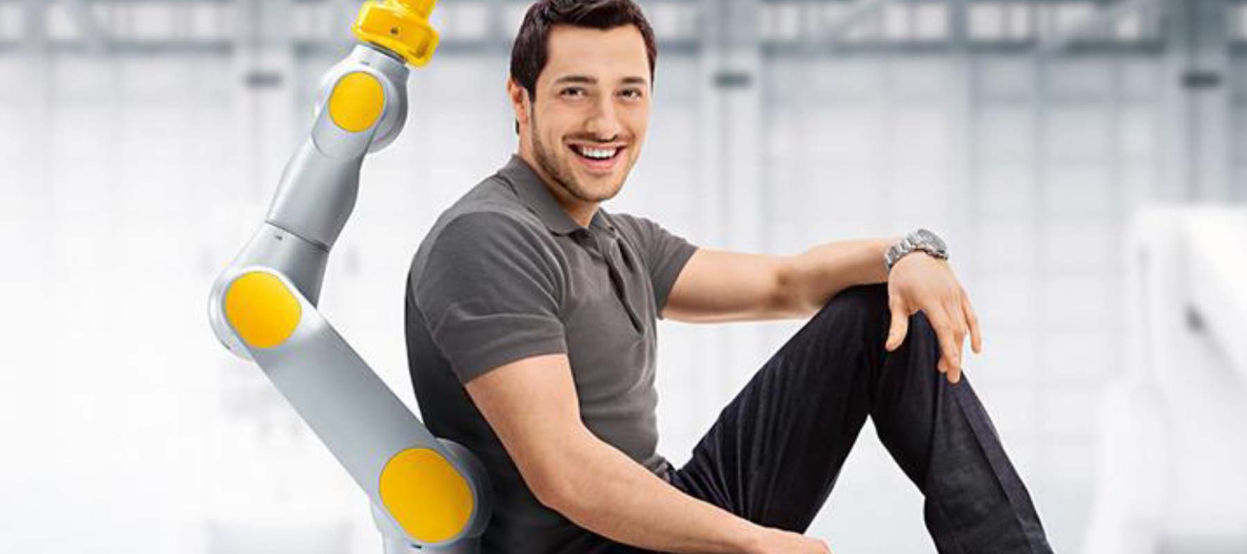 Pilz whitepaper: Human Robot Collaboration - PILZ Services